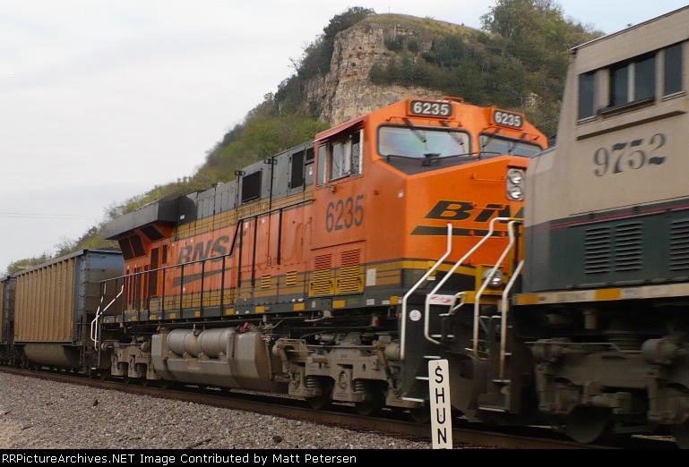 BNSF 6235
